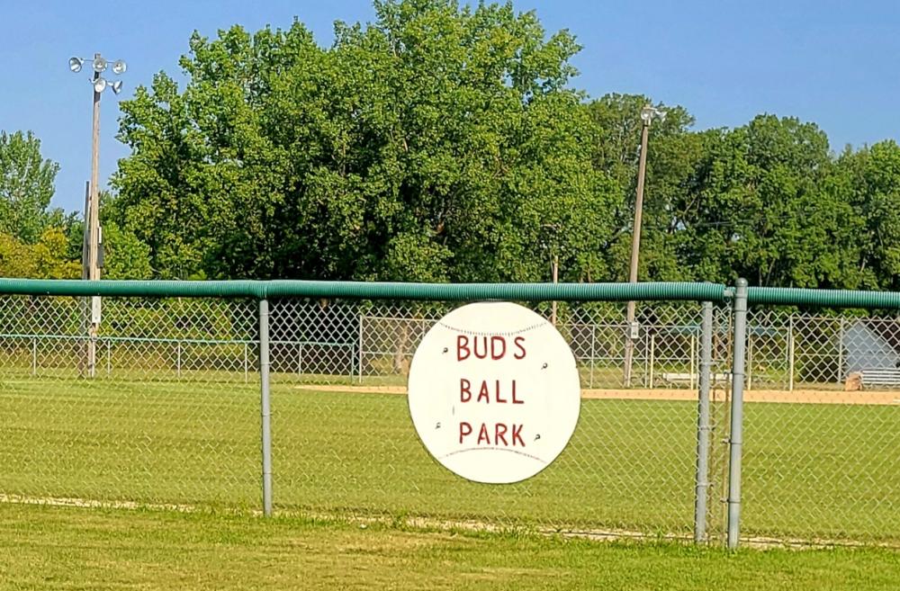 Bud's Ball Park | Tomah Wisconsin